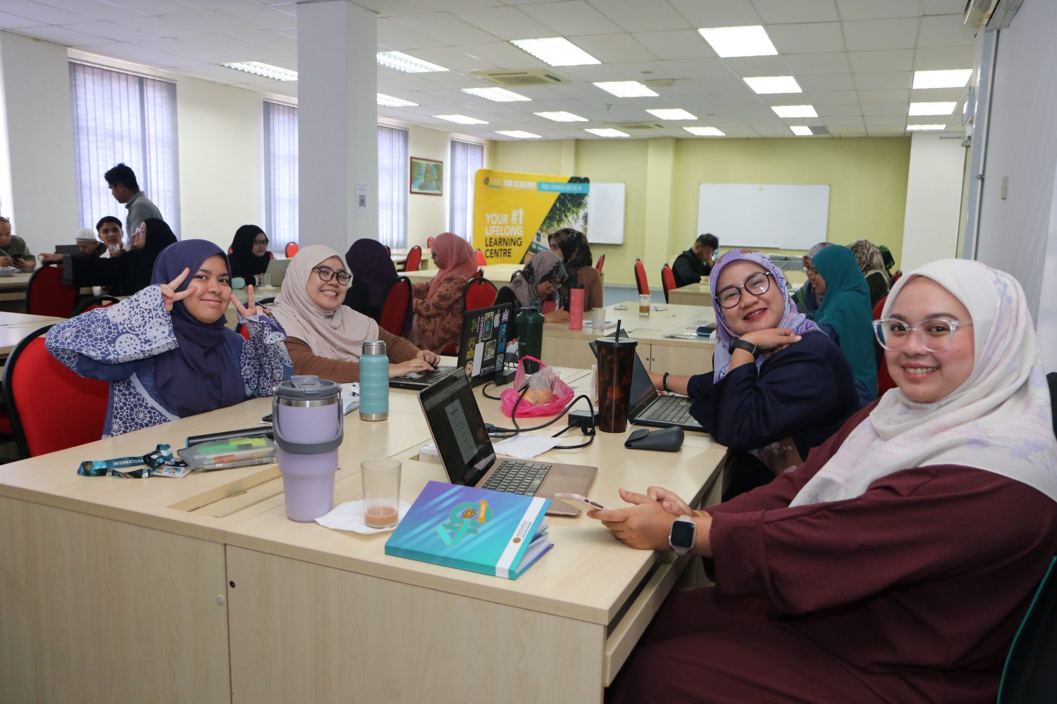 Staff Meeting 22/23 & Workshop Content Creation – IIUM Academy